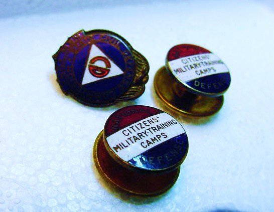 [3] Wwii Enamel Pins