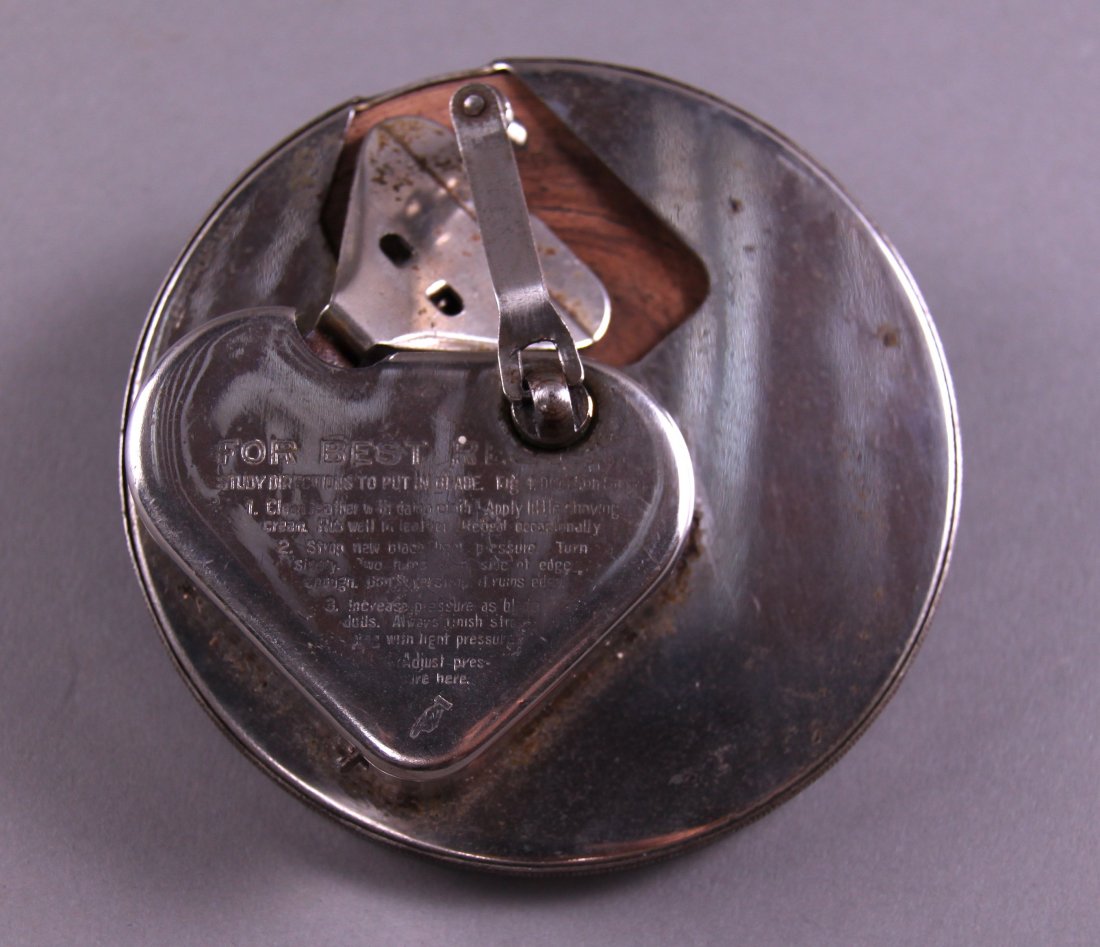 Antique Stropper Kriss Kross Razor Blade