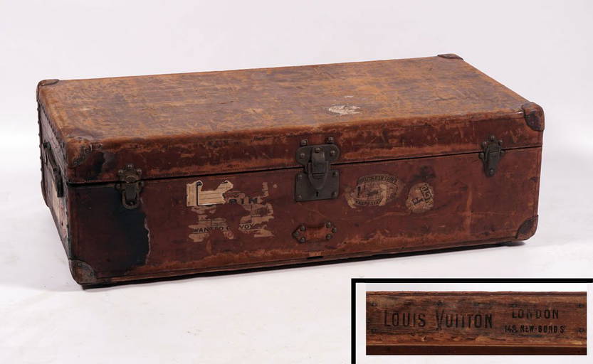 Louis Vuitton, 1 Rue Scribe, Paris