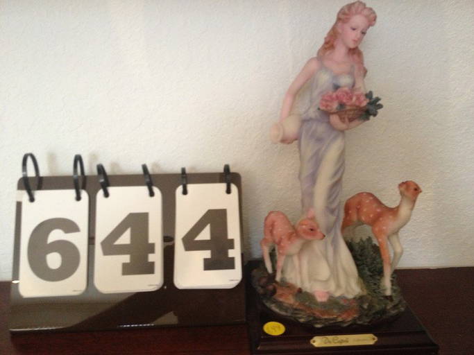 De Capoli Collection Ceramic Statue Woman With 2 Deer