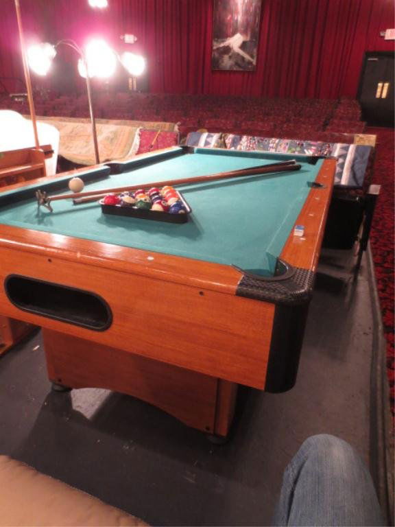 HARVARD POOL TABLE, INCLUDES BALLS, CUE RACK WITH CLOCK : Lot 23