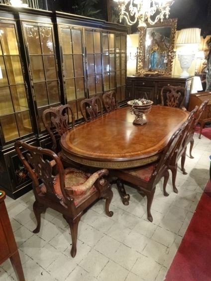 EJ VICTOR NEWPORT COLLECTION MAHOGANY DINING TABLE, 10