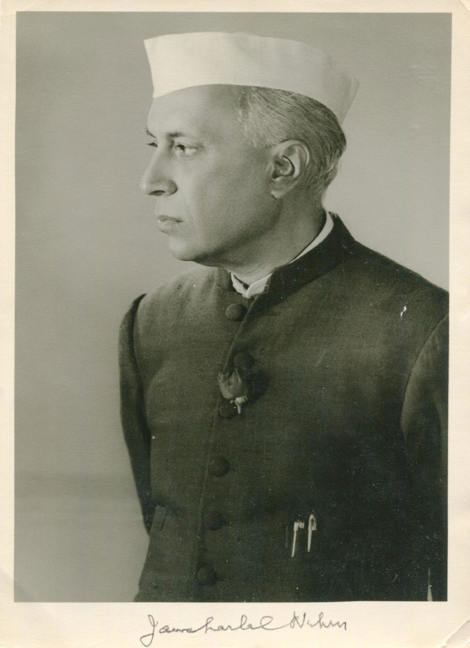NEHRU JAWAHARLAL: (1889-1964) - Dec 03, 2020 | International Autograph ...