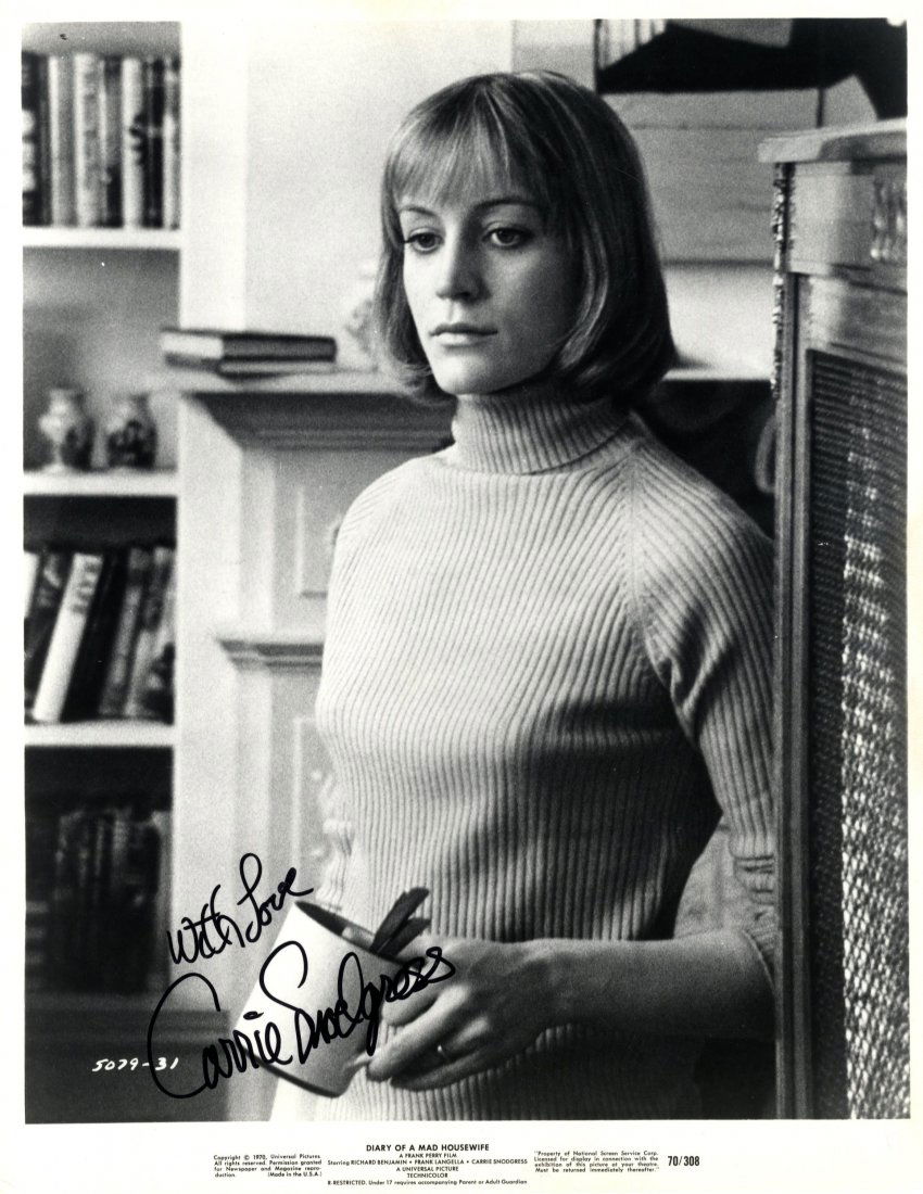 39: SNODGRASS CARRIE: (1945-2004) American Actress. Sca