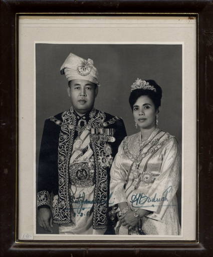 Raja Syed Putra Jamalullail (1920 2000) Yang Di Pertuan