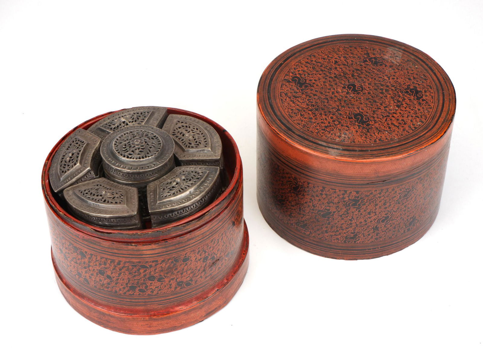 For Auction: Set of Burmese Silver Betal Nut Boxes (#0056) on May 06 ...