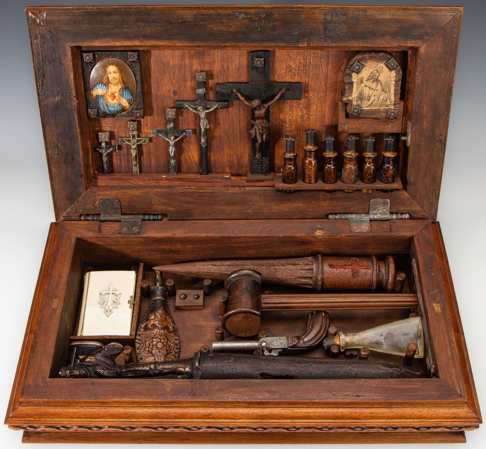 Antique Vampire Slayer Kit - Oct 31, 2022 | Material Culture in PA