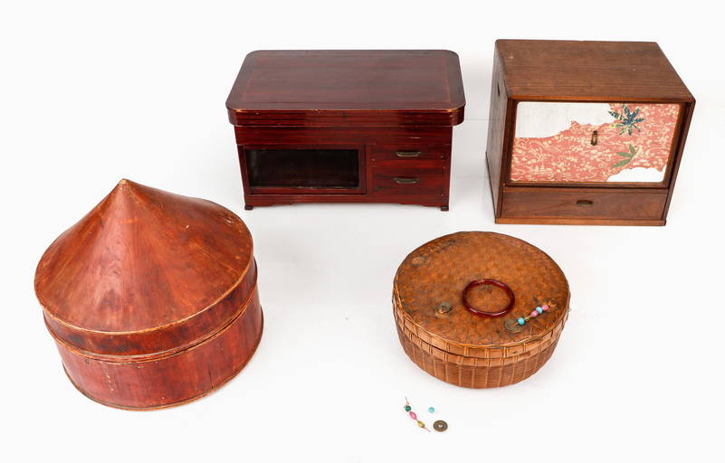 Collection of 4 Asian Containers (#0127) on Dec 14, 2022 | Material ...