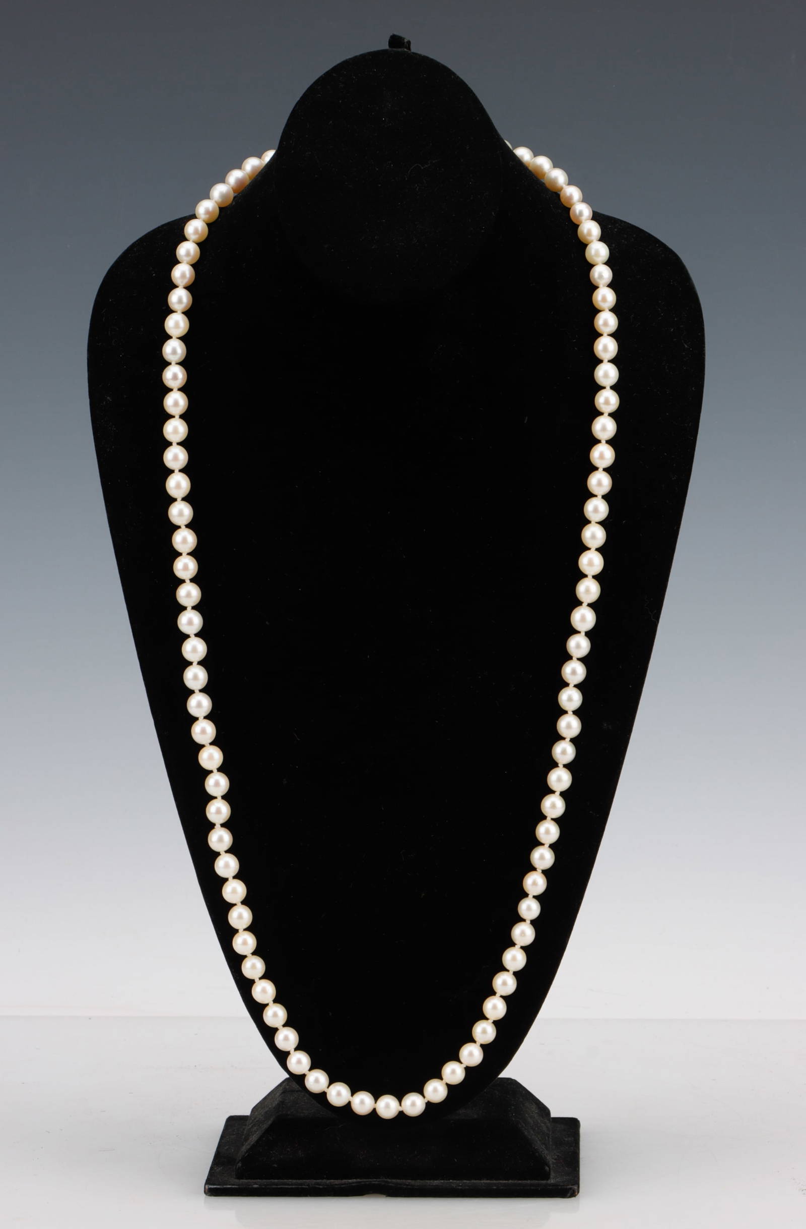 Akoya Pearl Necklace With 14k White Gold And Sapphire Clasp Auction