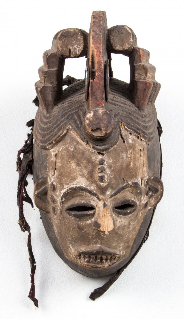 Elegant African Punu Mask - Jun 23, 2013 | Material Culture in PA