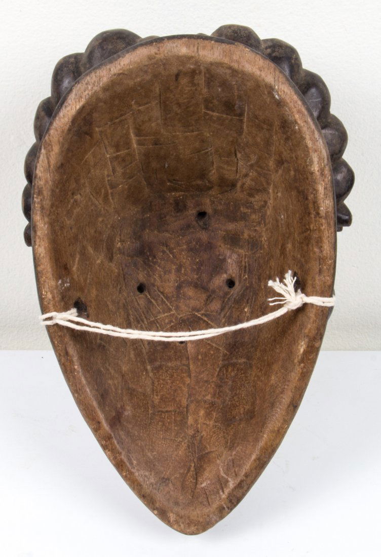 Elegant African Punu Mask - Jun 23, 2013 | Material Culture in PA