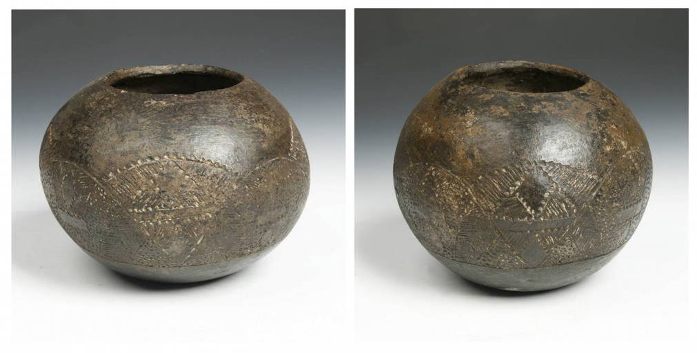 2 Zulu Ukhamba Pots