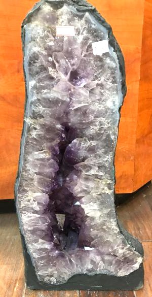 FINE AMETHYST GEODE TABLE