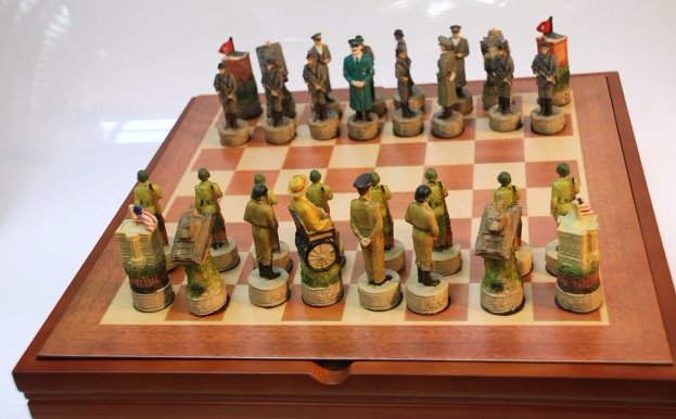 WWII Chess Set w/Roosevelt and Hitler in Burlwood Box