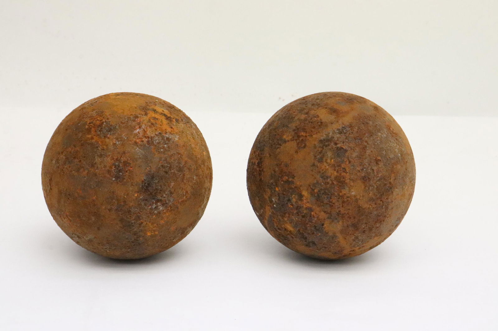 10 Revolutionary War Cannon Balls