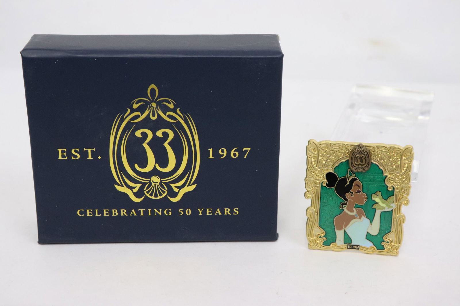 A club 33 limited edition pin stored in original box (#0154A) on Jun 06 ...