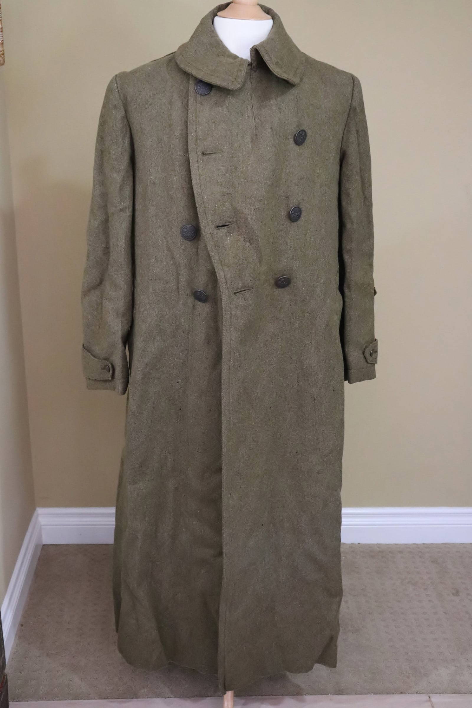 A Wwi Us Trench Coat Belong To Joe Ponton Auction