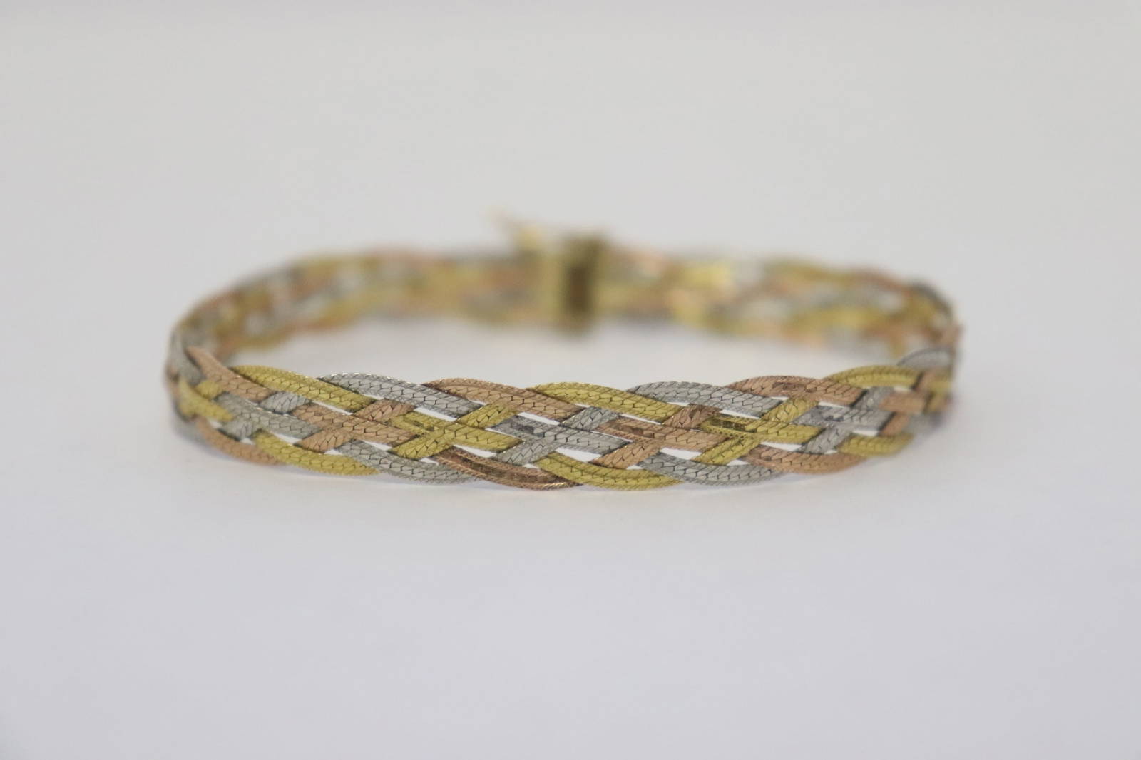14k Tri Color Gold Bracelet Auction