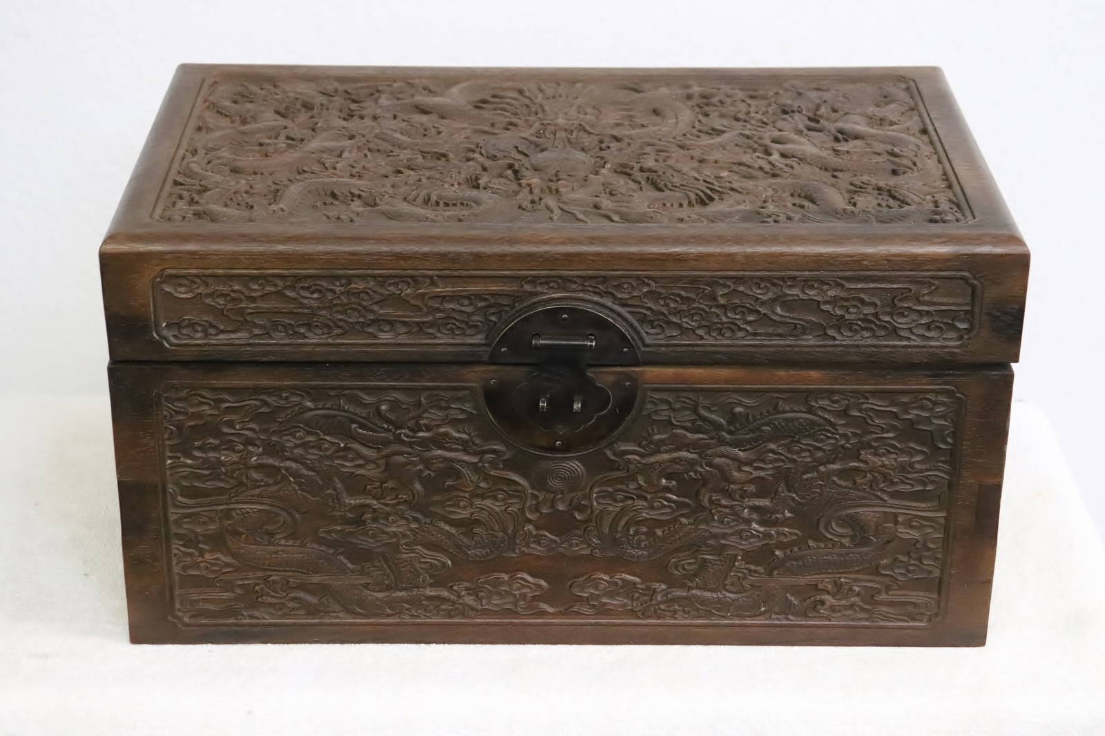 Chinese Wood Box Auction