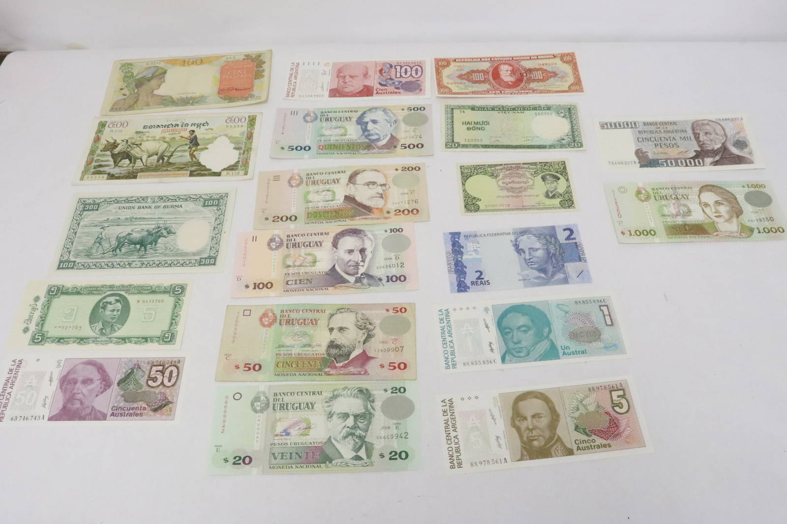 Lot Of Foreign Banknotes Auction