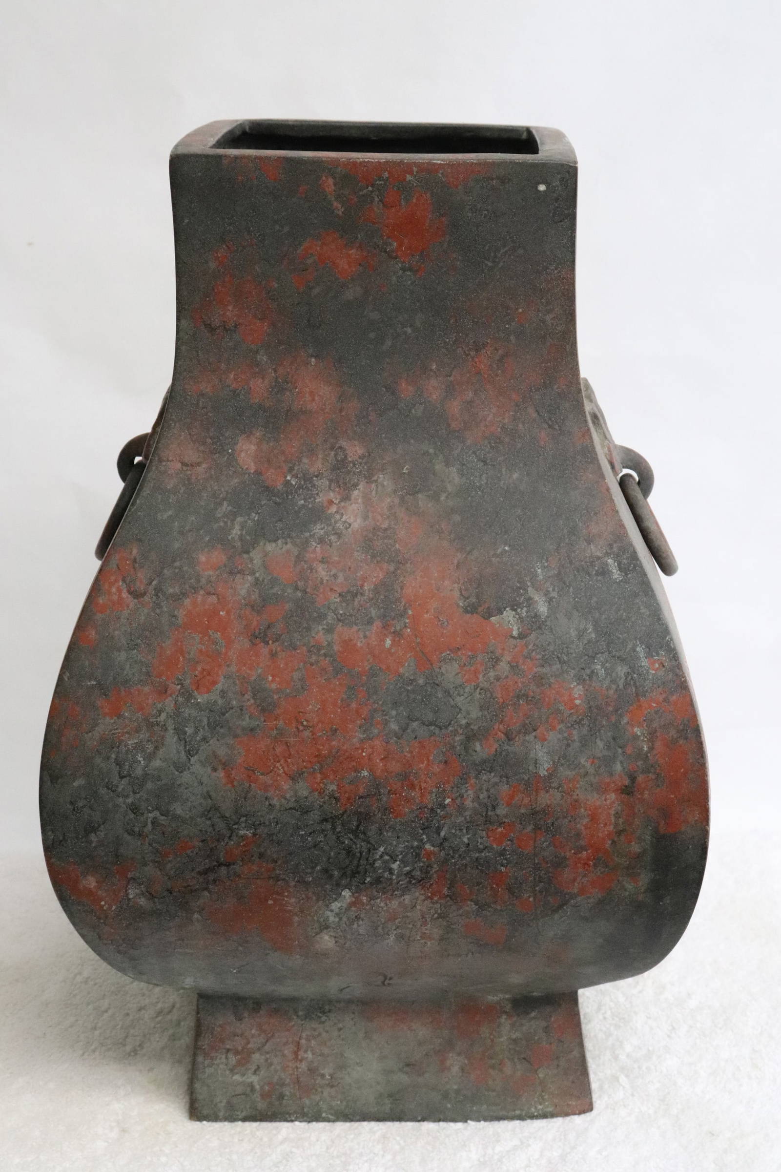 A Very Heavy Han Style Bronze Square Jar Auction