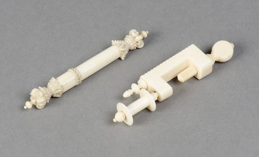 Antique ivory sewing clamp & ivory needle case with - Dec 03, 2013 ...