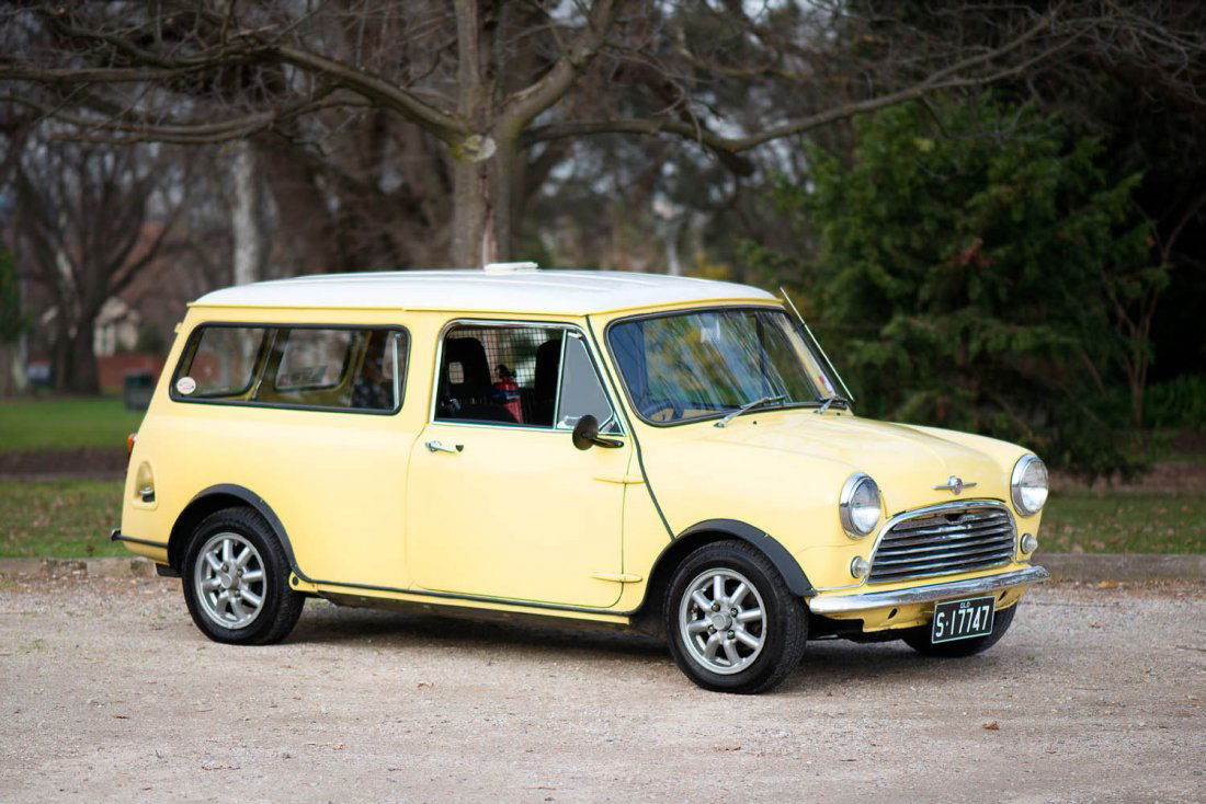 1969 Morris Mini panel van Vin no. YJBAV4R1798 Engine