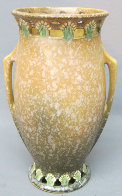 ROSEVILLE POTTERY 'FERELLA' PATTERN VASE - Jul 31, 2013 | Sandwich ...