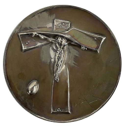 STERLING SILVER SALVADOR DALI PLAQUE C. 1972 "EASTER CHRIST" 9" DIAM, 9 ...