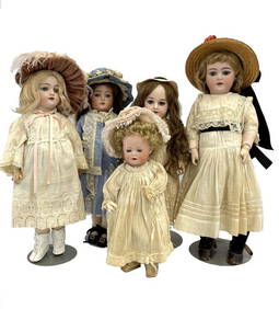 MOONWALKER ANIMATED HEAD PROP - Apr 25, 2009 | Julien's Auctions in CA