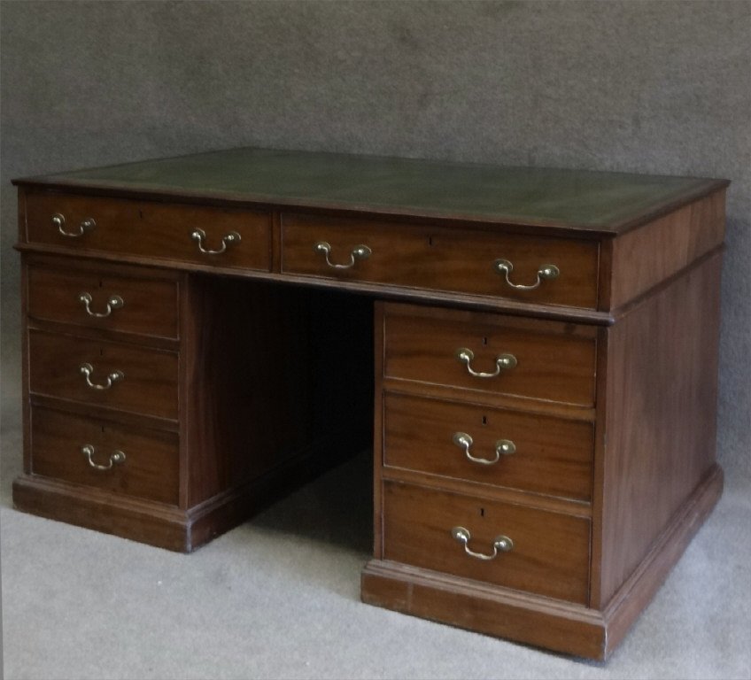 Mahogany Leather Top Kneehole Desk