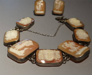 Carlsen Gallery, Inc., NY - Upcoming Auctions & 55 Past Catalogs