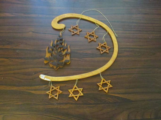 Wood Hanging Wind Ornament