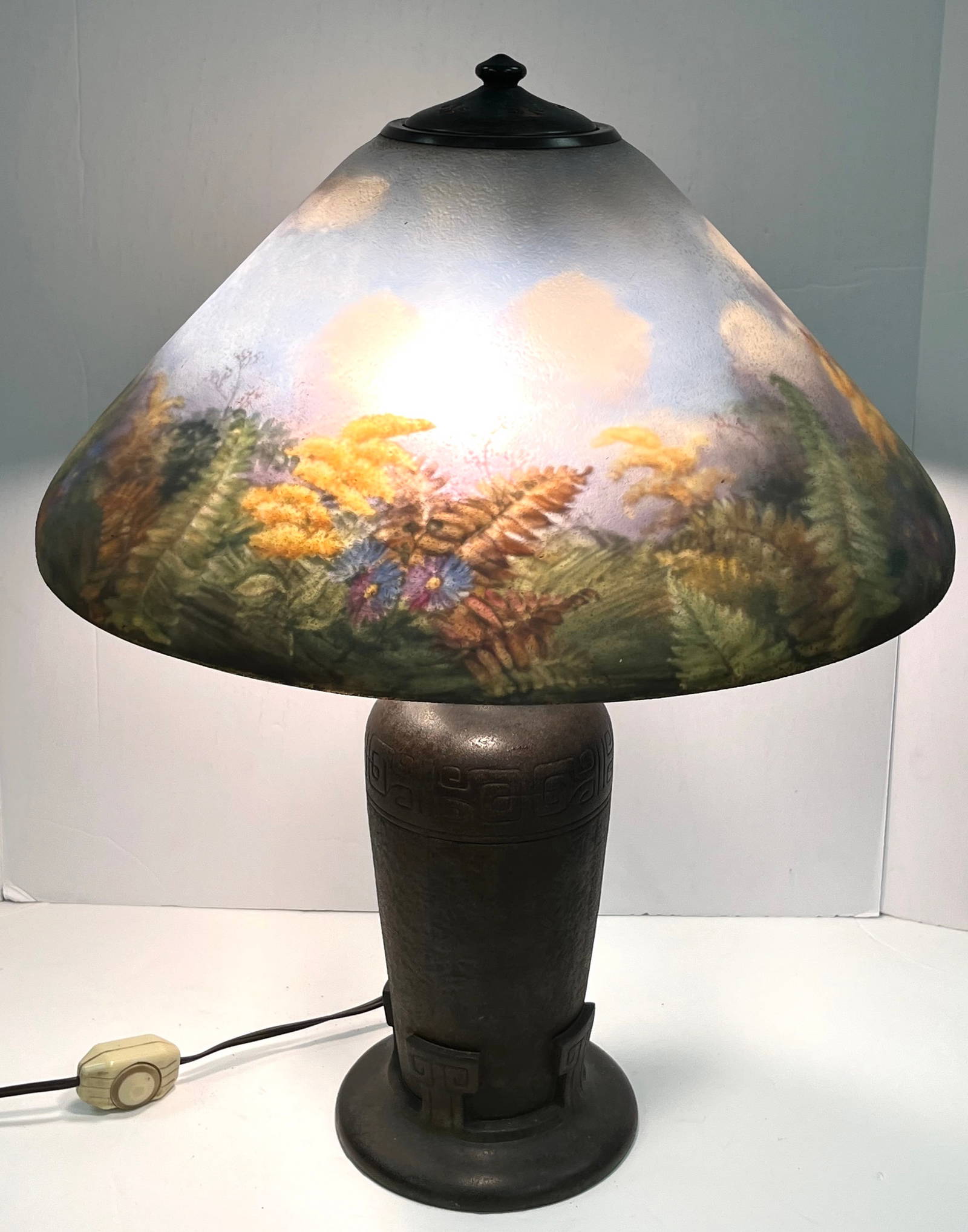 Handel Reverse Painted Lamp Auction