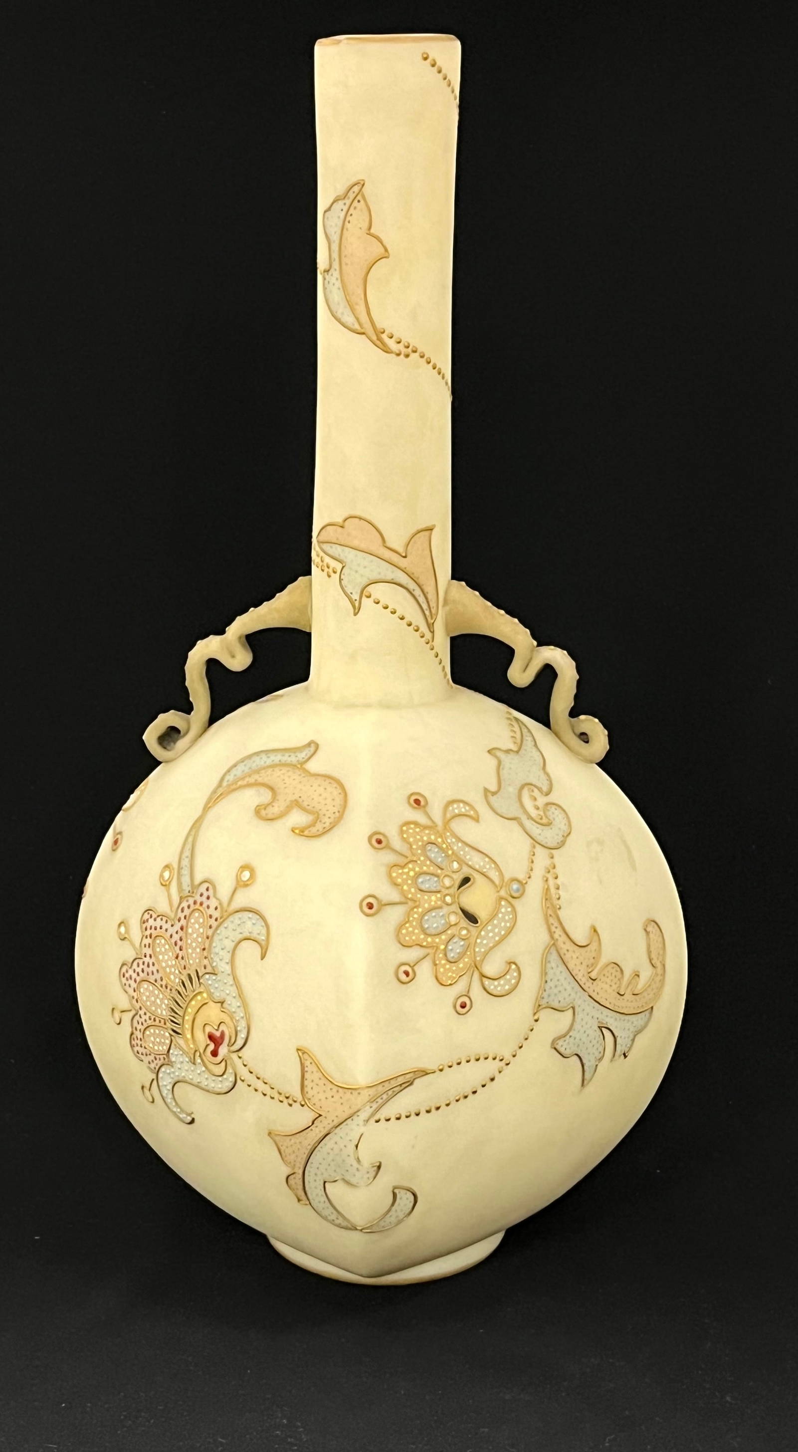 Mt. Washington Crown Milano Vase Auction