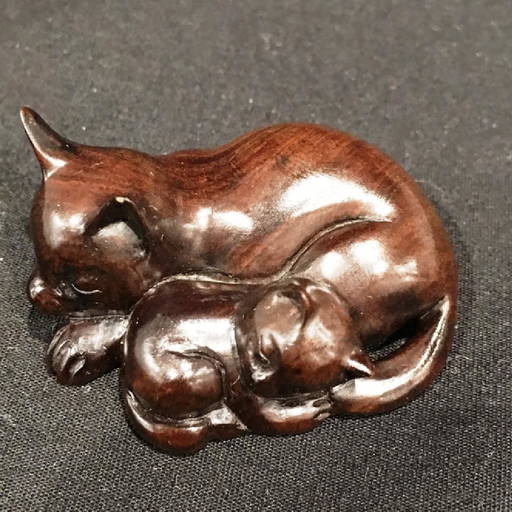 Cat With Kitten Rosewood Netsuke