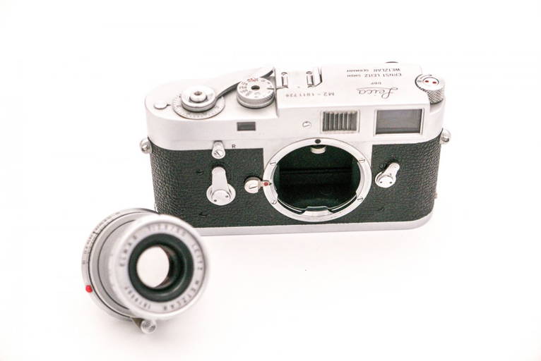 Leica M2 Self Timer With 50mm Elmar F2,8