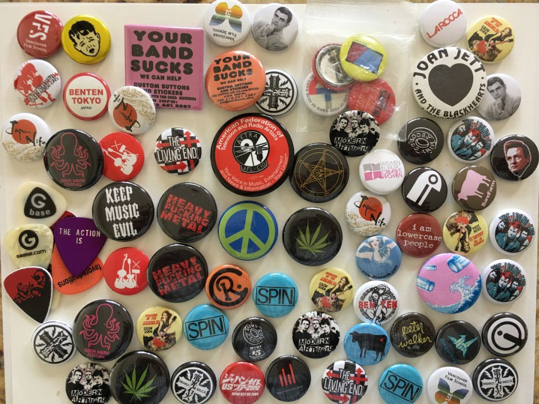 ROCK AND ROLL BUTTON COLLECTION WITH JOAN JETT ORIGINAL