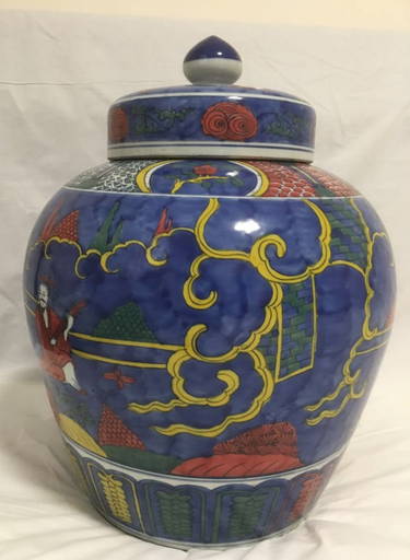 Chinese Ming Pot With Lid