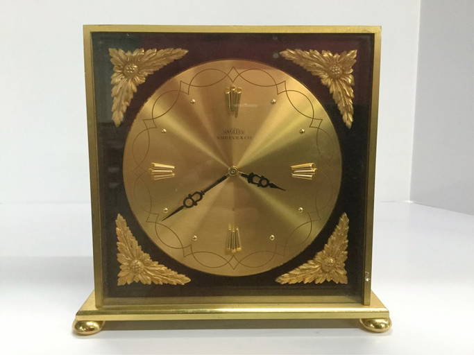 Angelus Table Clock