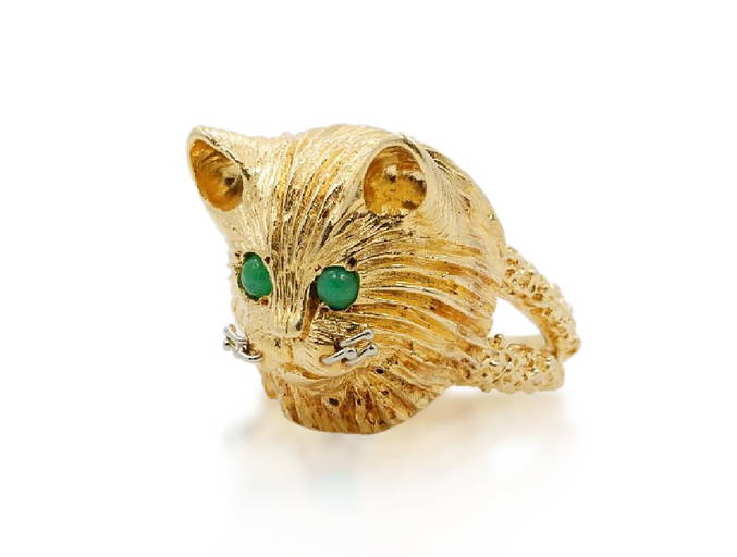 Liberace's 14k Cat Ring Purchased As Gift
