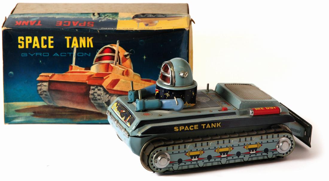 Gyro Action Space Tank