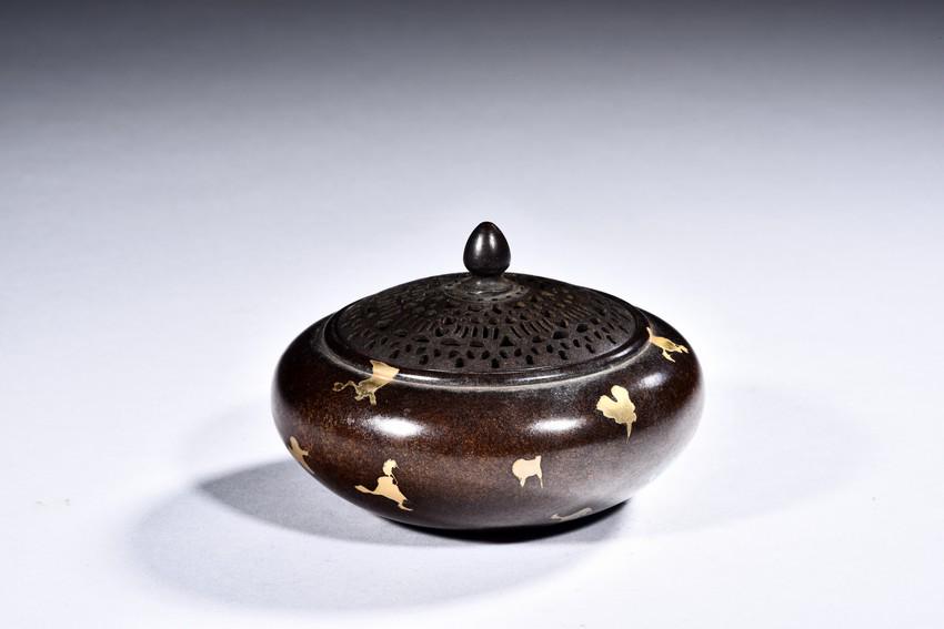 A GILT SPLASHED CENSER WITH COVER - Dec 14, 2019 | California Asian Art ...