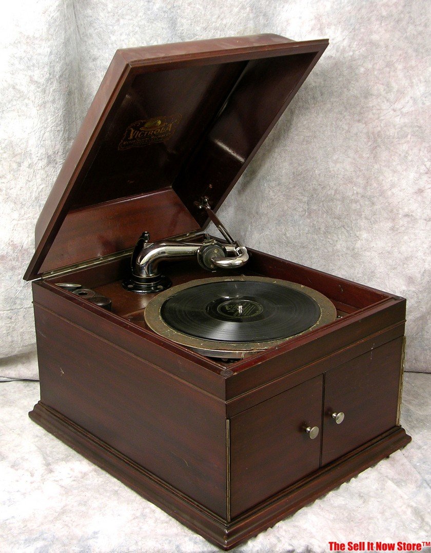 Vintage Tabletop Victor Victrola Wind Up Phonograph - Oct 06, 2012 ...