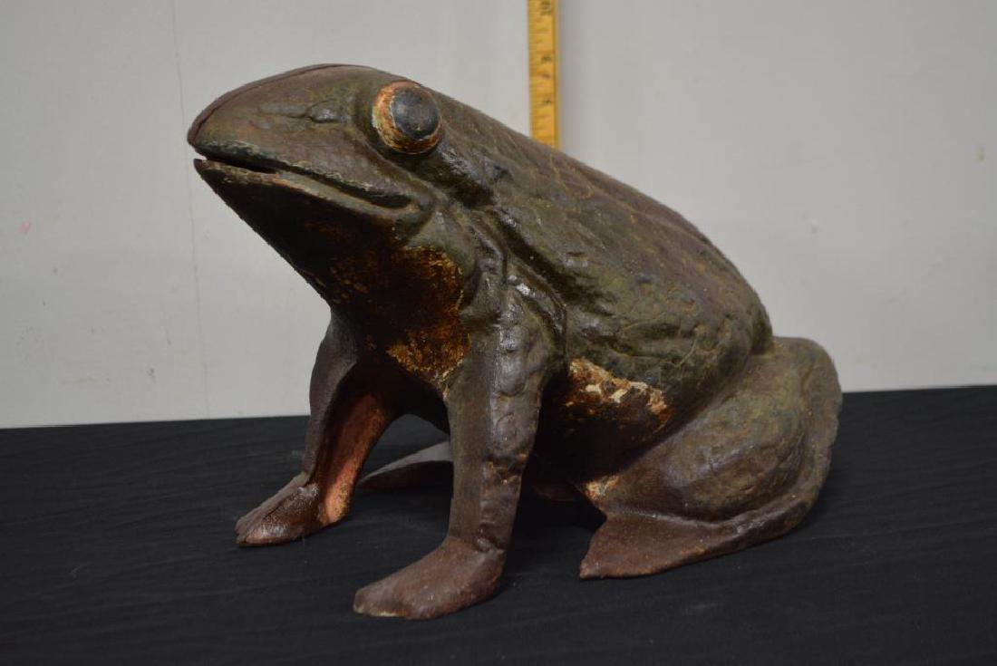 Cast Iron Garden Frog