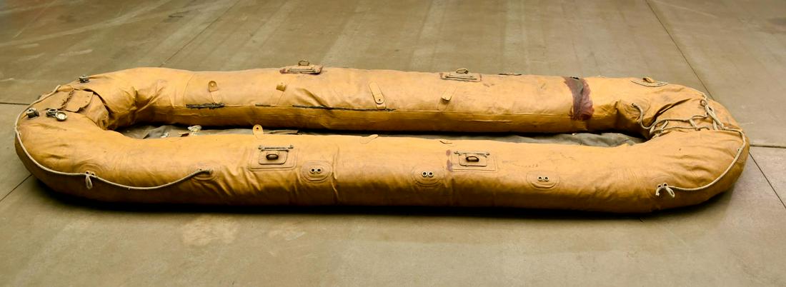 Original Wwii German Military Large Inflatable Raft