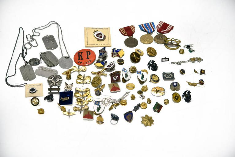 Original Wwii U.s. Insignia And Medals Including
