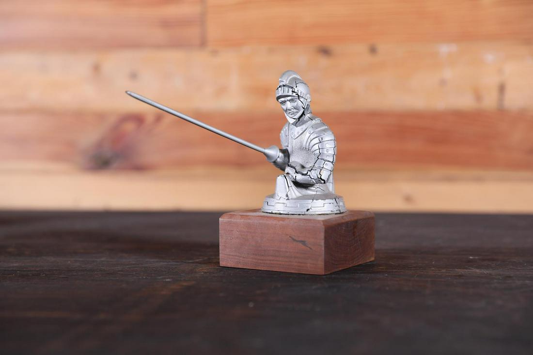 1927 1929 Willys Knight Radiator Mascot