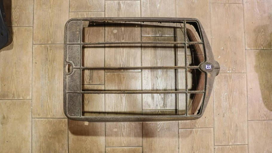 Late 1920s Durant Radiator Shell