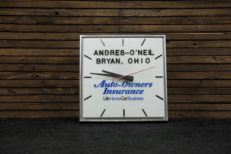 Auto-Owners Insurance Clock (#0105) on Jun 18, 2022 | Worldwide ...